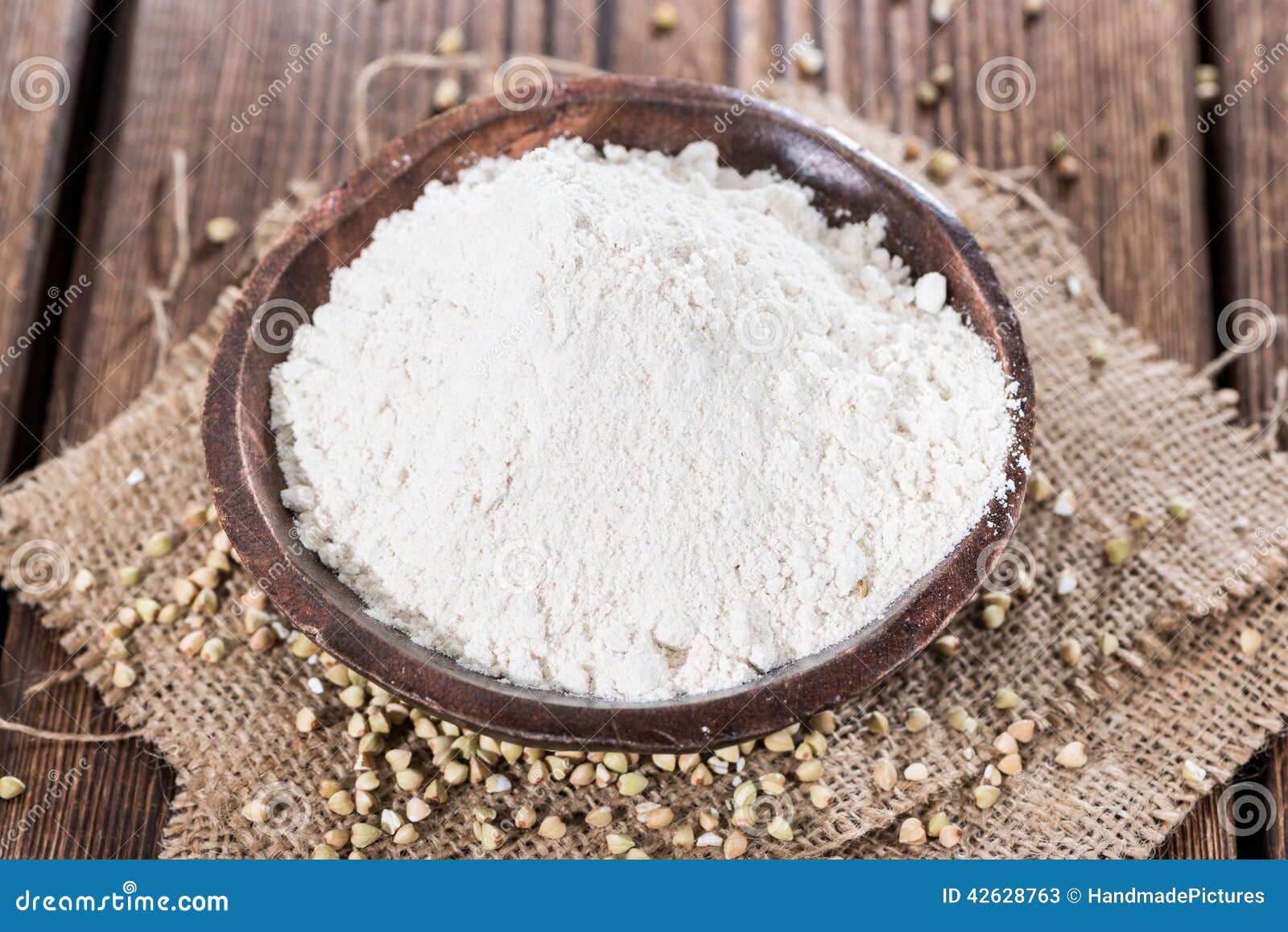 Parcela De Farinha Do Trigo Mourisco Imagem de Stock - Imagem de trigo ...