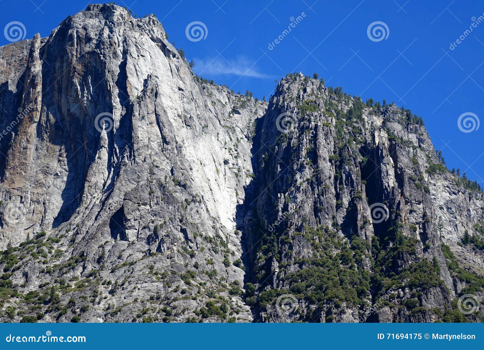 Parco Nazionale Di Yosemite Immagine Stock - Immagine di roccioso ...