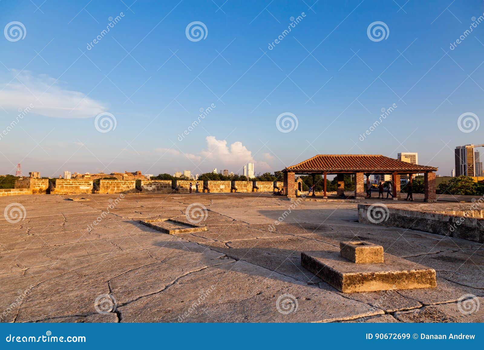 Pared Colonial En Cartagena Imagen de archivo editorial - Imagen de ...
