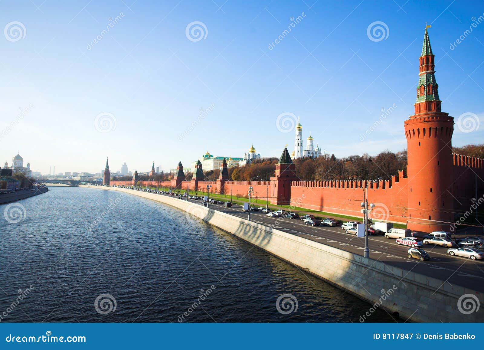 Pared De Kremlin Y Río De Moskva Imagen de archivo - Imagen de kremlin ...