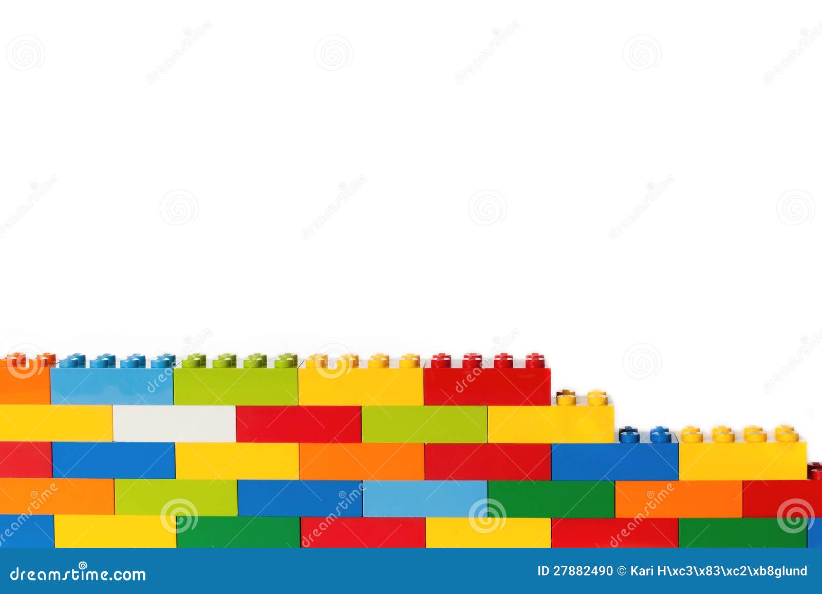 Pared de ladrillo de Lego imagen editorial. Imagen de tiro - 27882490