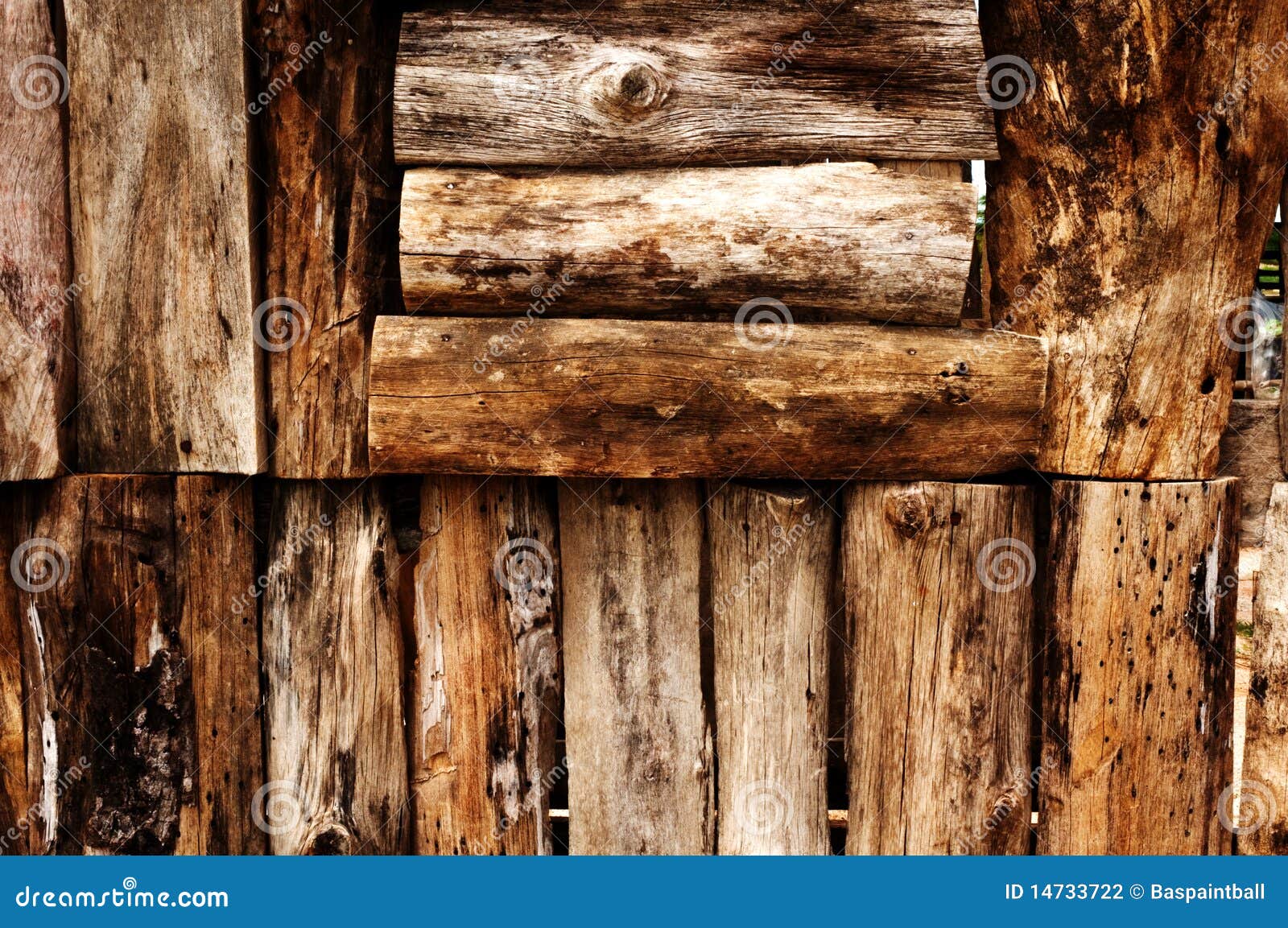Pared de madera vieja foto de archivo. Imagen de envejecimiento - 14733722