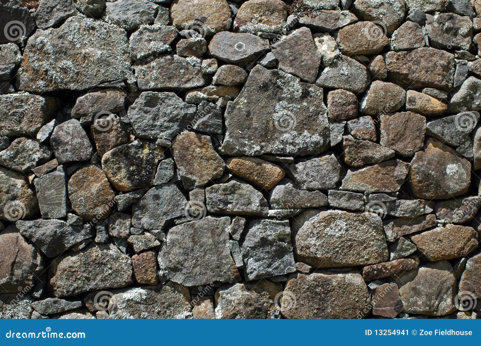 Pared de piedra seca imagen de archivo. Imagen de piedra - 13254941