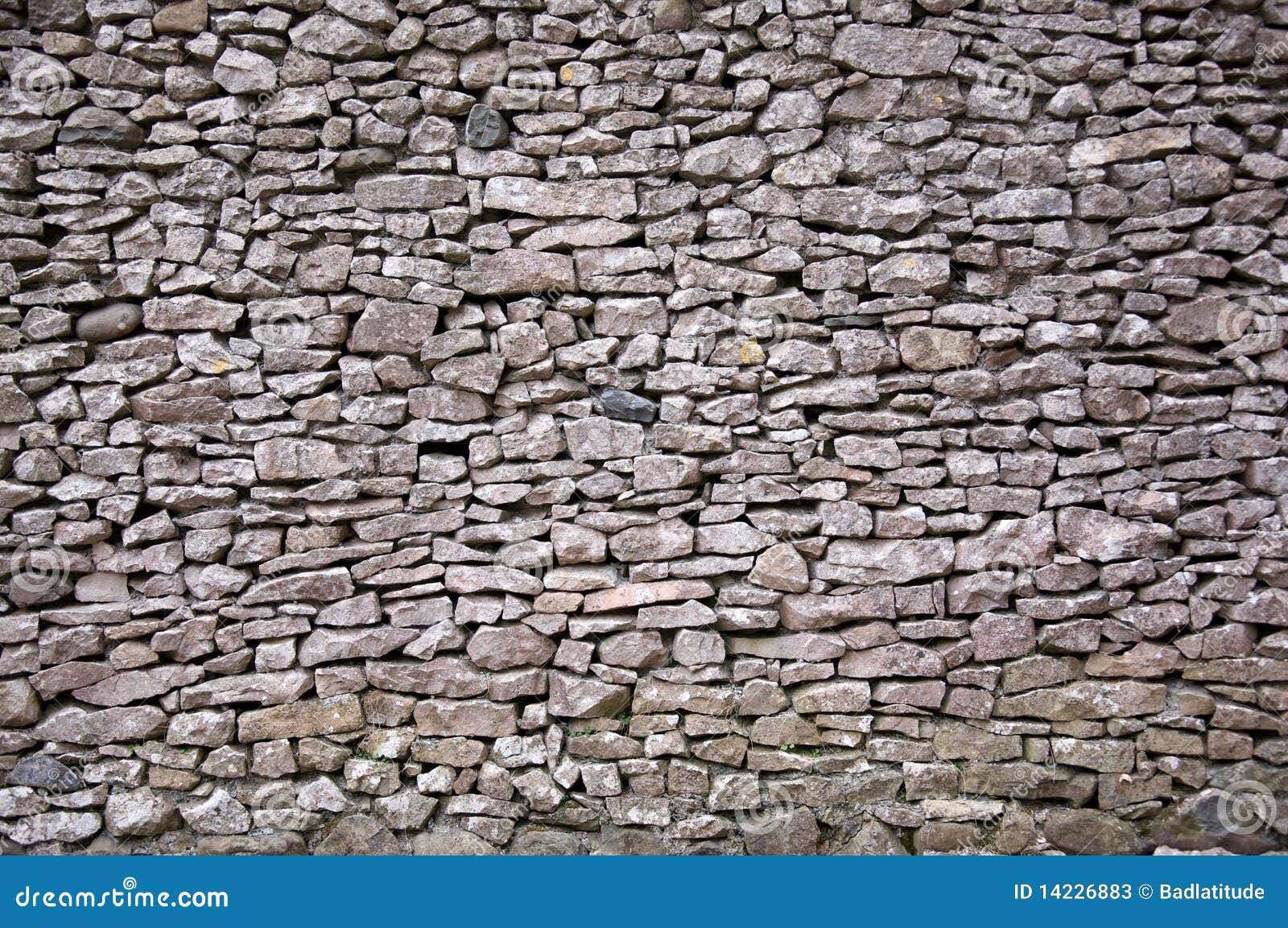 Pared de piedra seca imagen de archivo. Imagen de edificio - 14226883