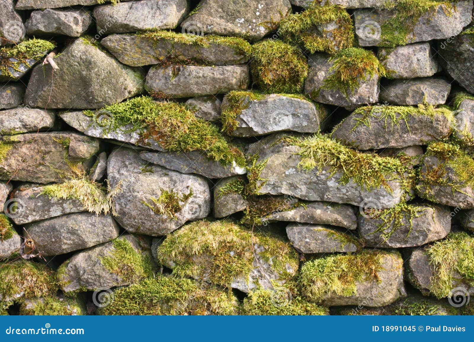Pared de piedra seca imagen de archivo. Imagen de mezquita - 18991045