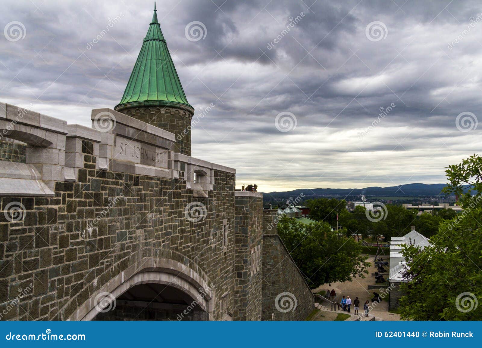 Pared Del Castillo En La Ciudad De Quebec Imagen editorial - Imagen de ...