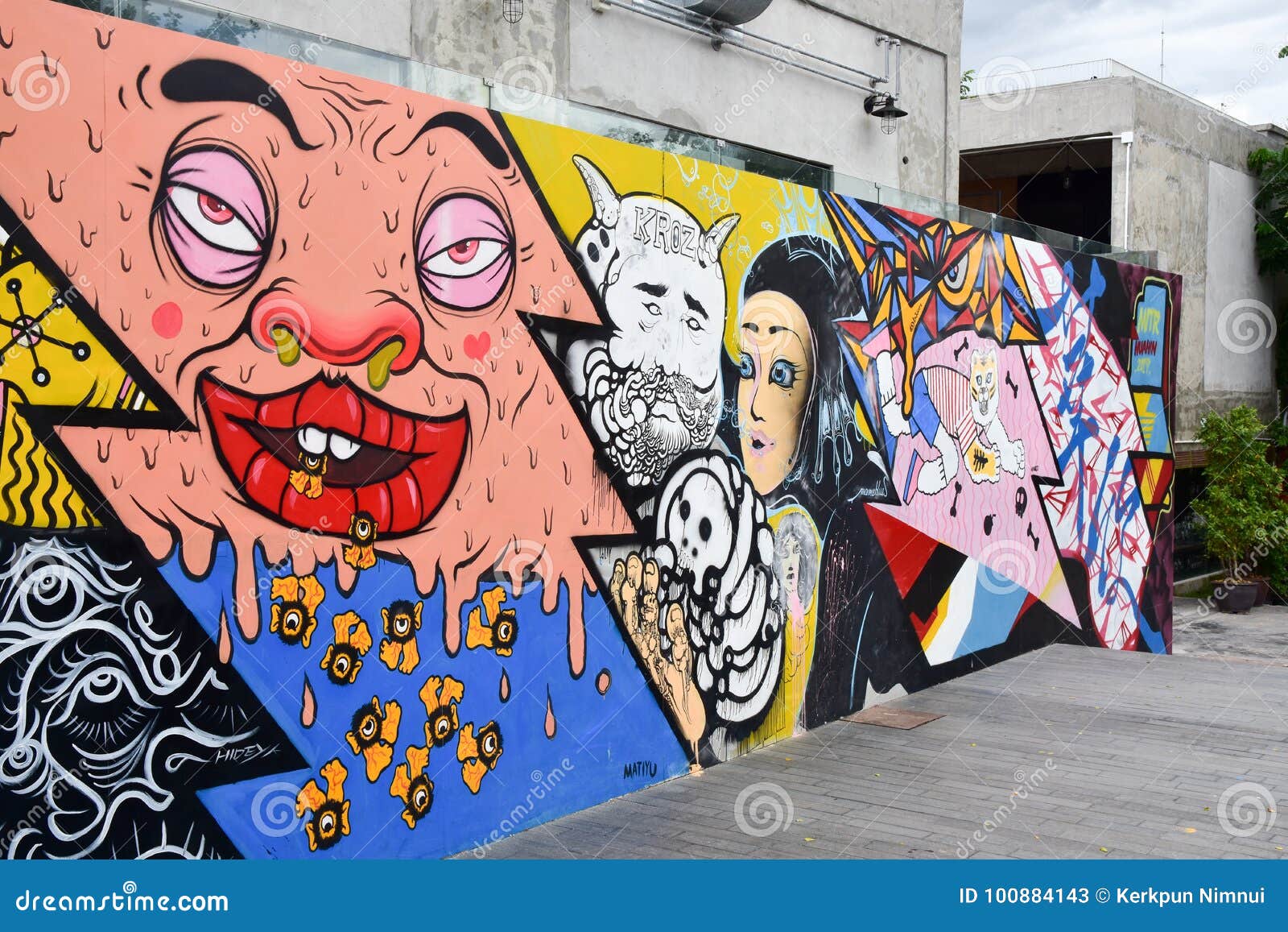 Parede da rua art foto de stock editorial. Imagem de estrada - 100884143