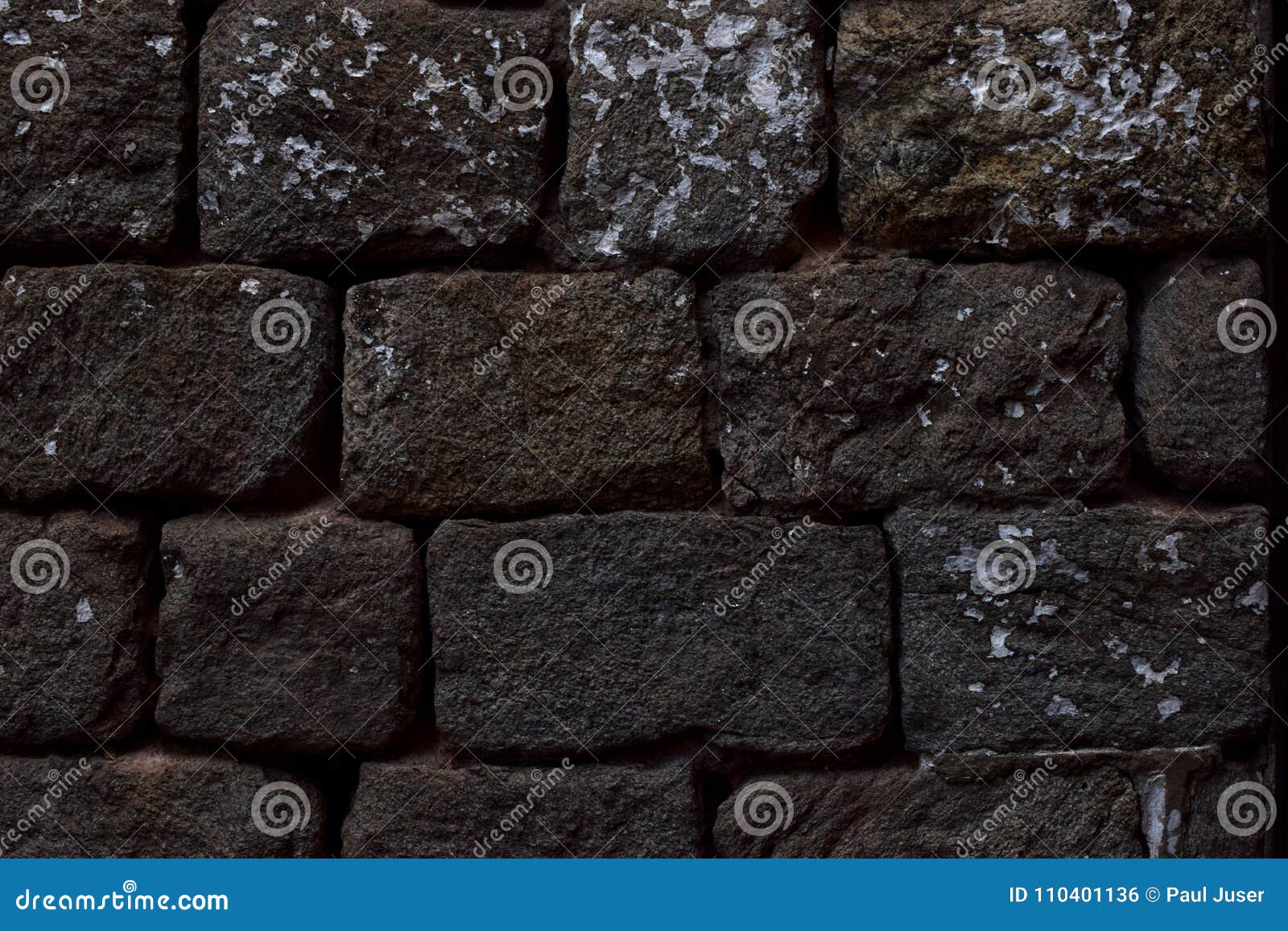 Parede Envelhecida Da Pedra Com Sujeira E Camada De Sujidade Foto de ...