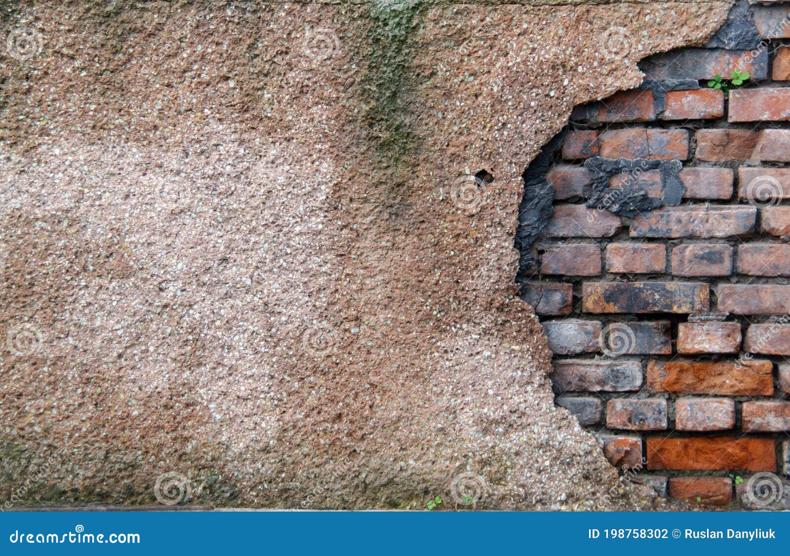 Parede Quebrada. Algo Danificado Foto de Stock - Imagem de arquitetura ...