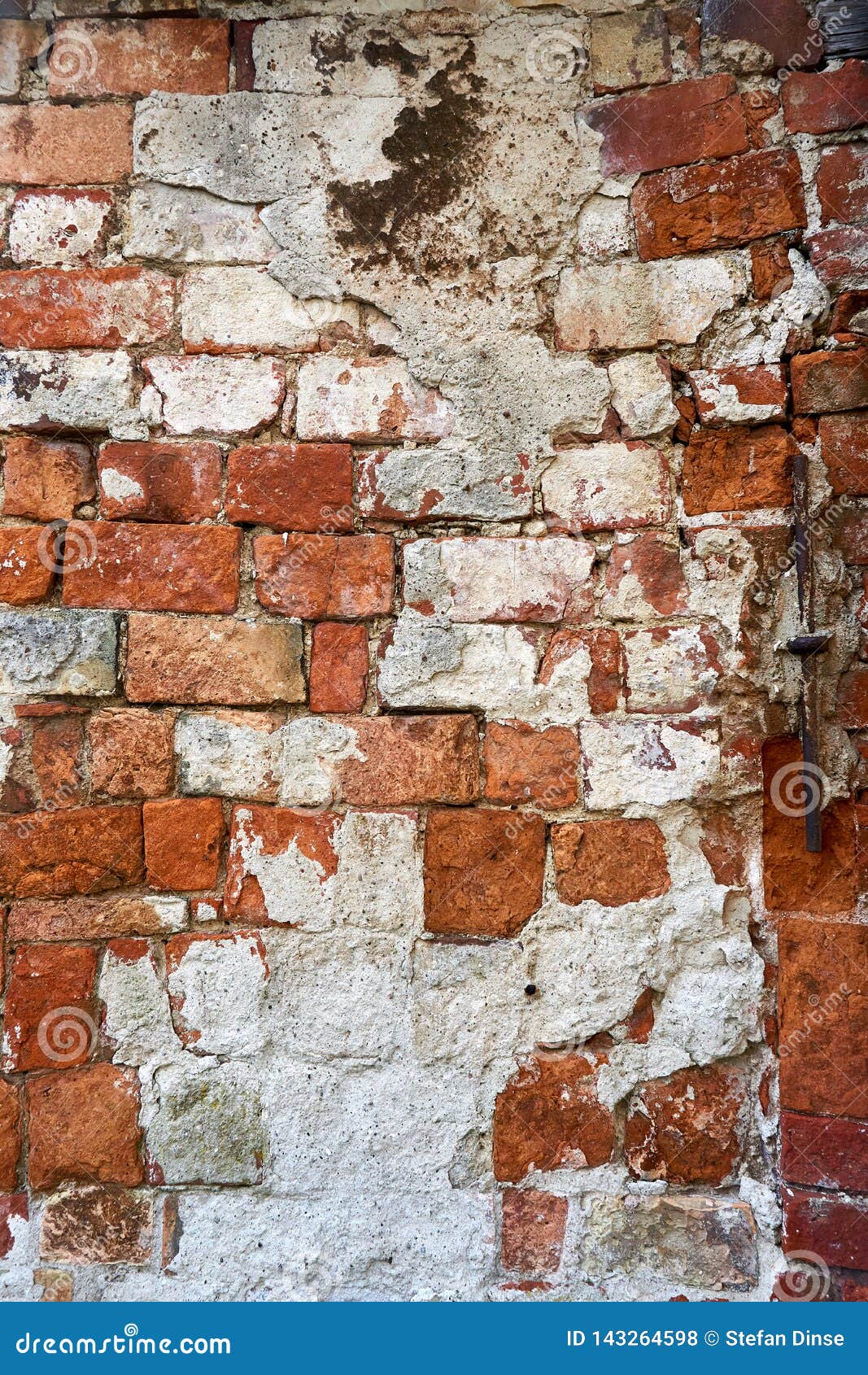 Parede Reparada Velha Com Textura Do Tijolo Foto De Stock Imagem De