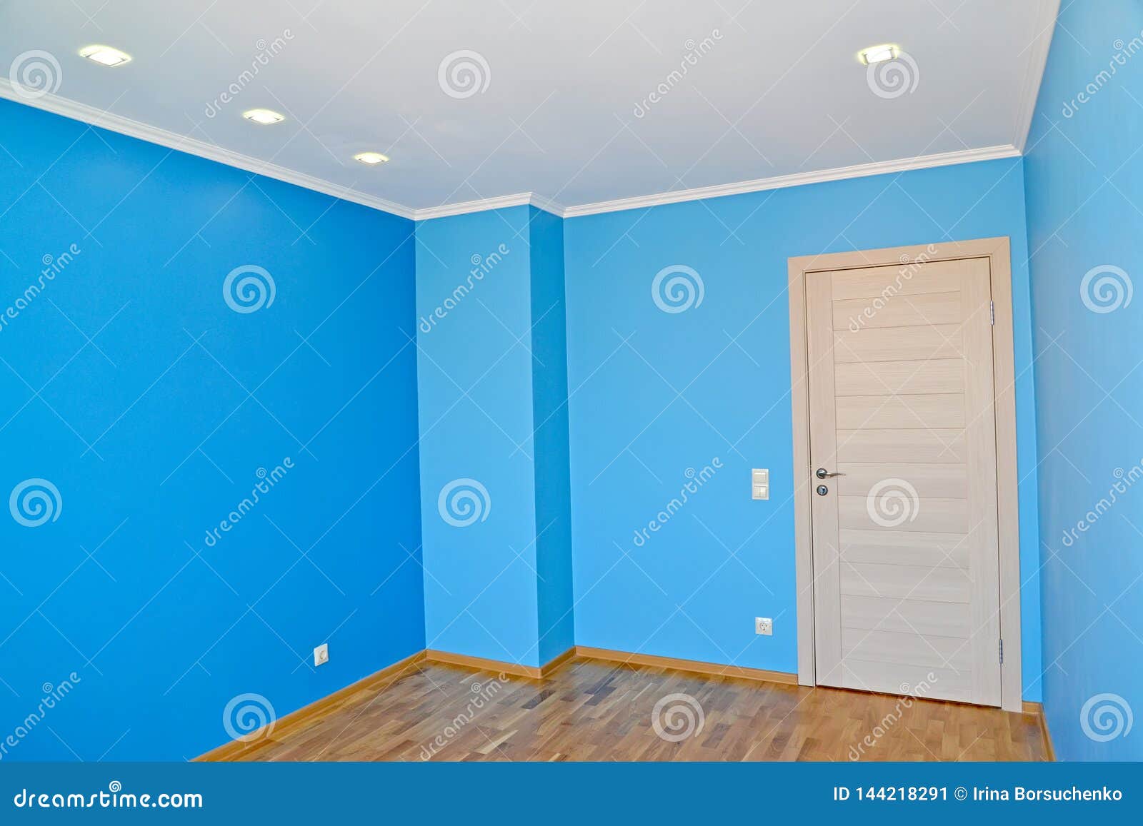 Paredes Azuis Em Um Interior Da Sala De Visitas Imagem de Stock ...