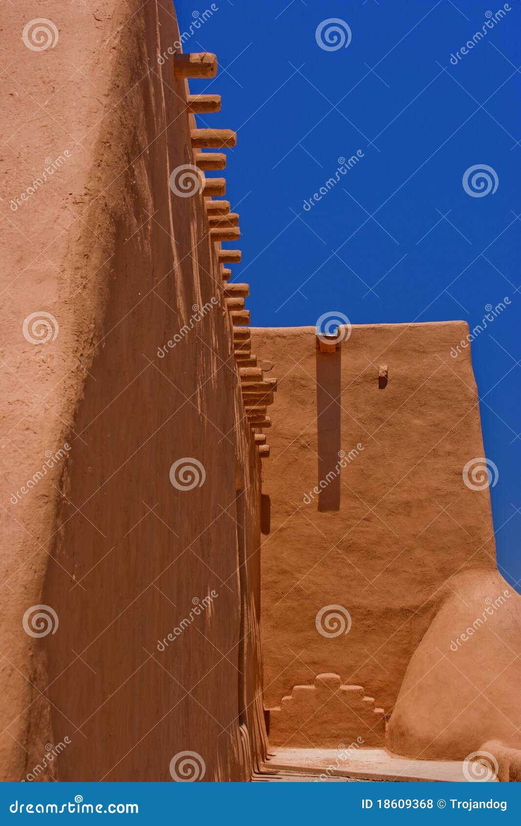 Paredes De Adobe De San Francisco De Asis Igreja Foto de Stock - Imagem ...