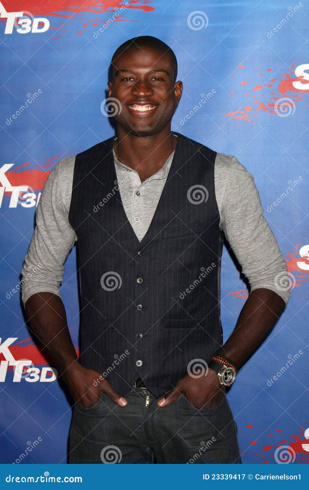 Paredes de Sinqua fotografia editorial. Imagem de noite - 23339417