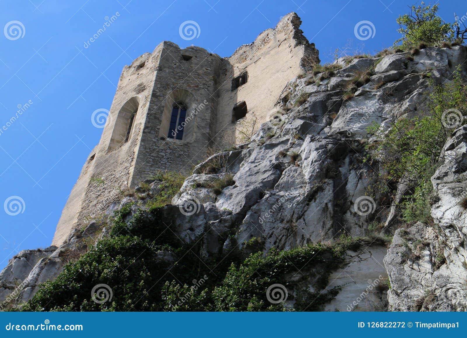 Paredes Del Castillo De Beckov Foto de archivo - Imagen de roca ...