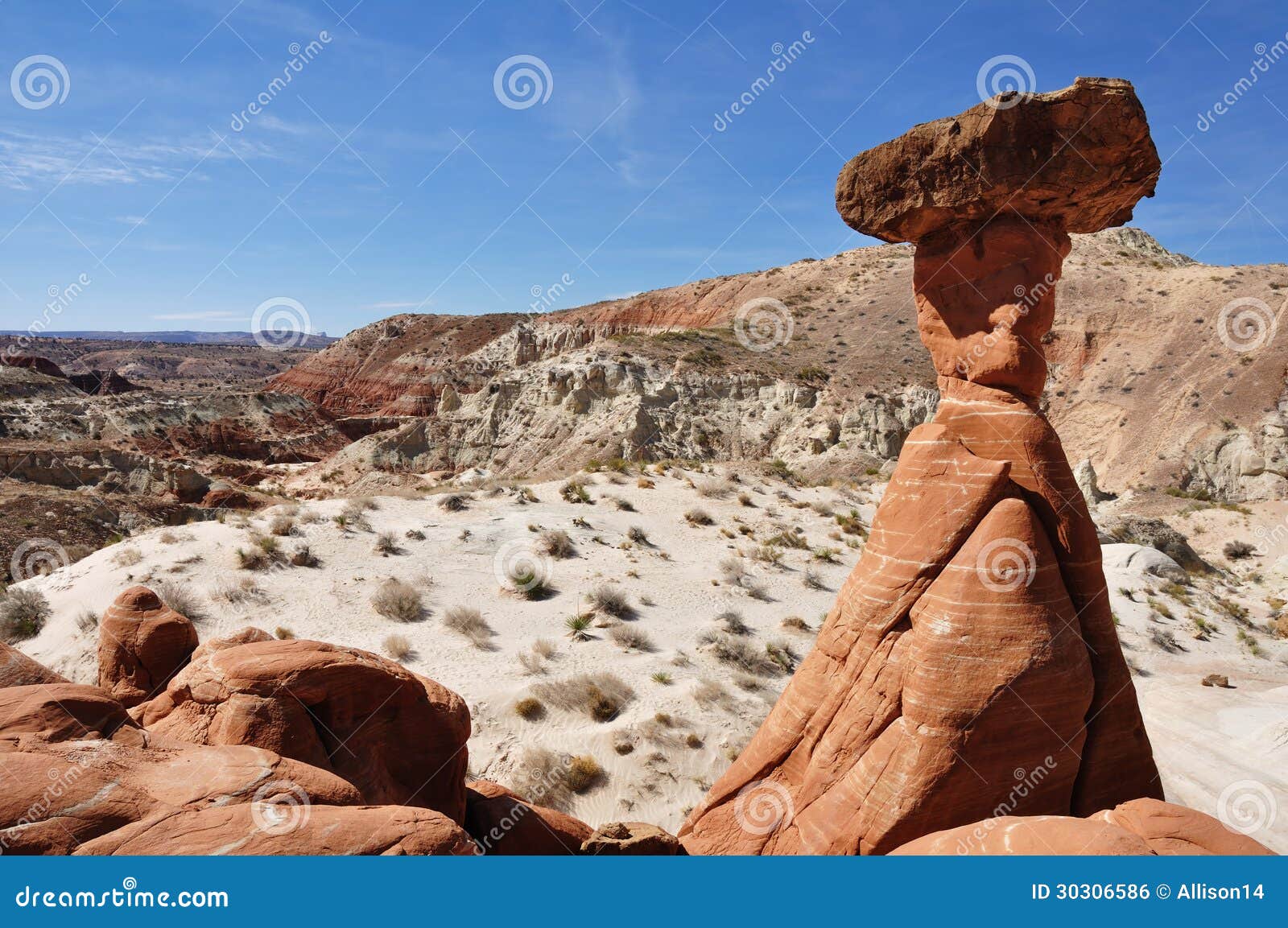 Paria Rimrocks Red Toadstool (Hoodoo) Stock Photo - Image of scenic ...