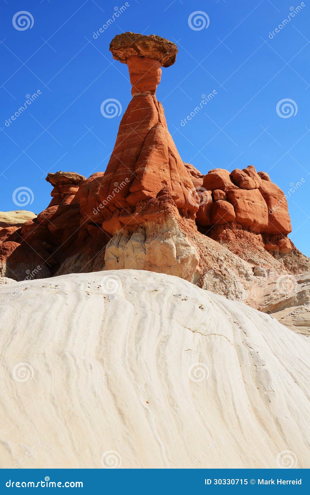 Paria Rimrocks Red Toadstool (Hoodoo) Stock Image - Image of landmark ...