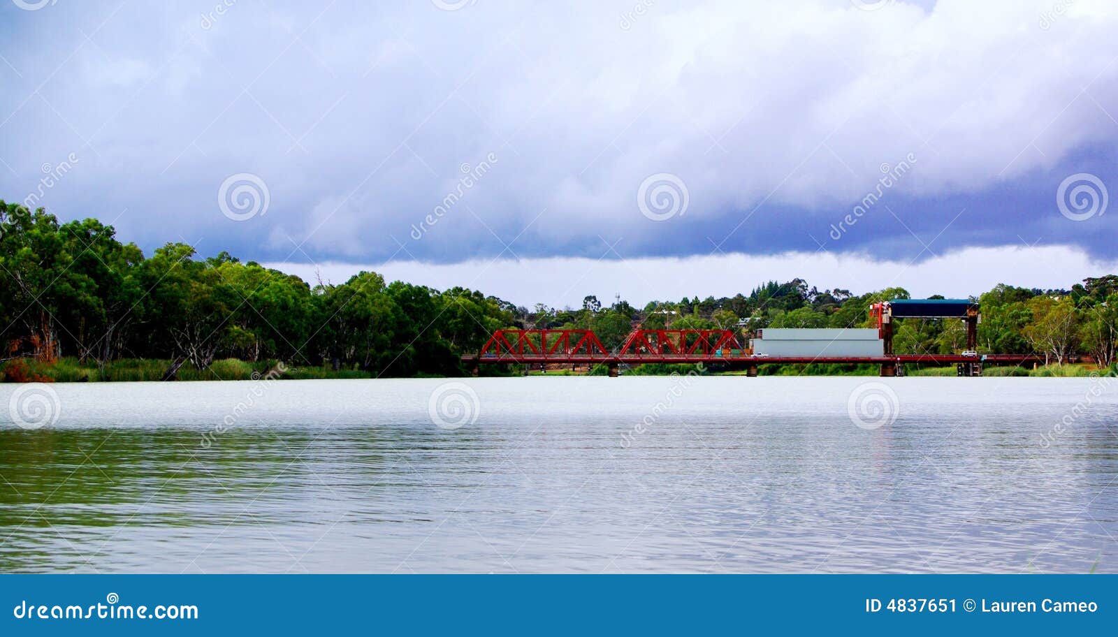 Paringa Bridge, Stormy Sky stock image. Image of overcast - 4837651