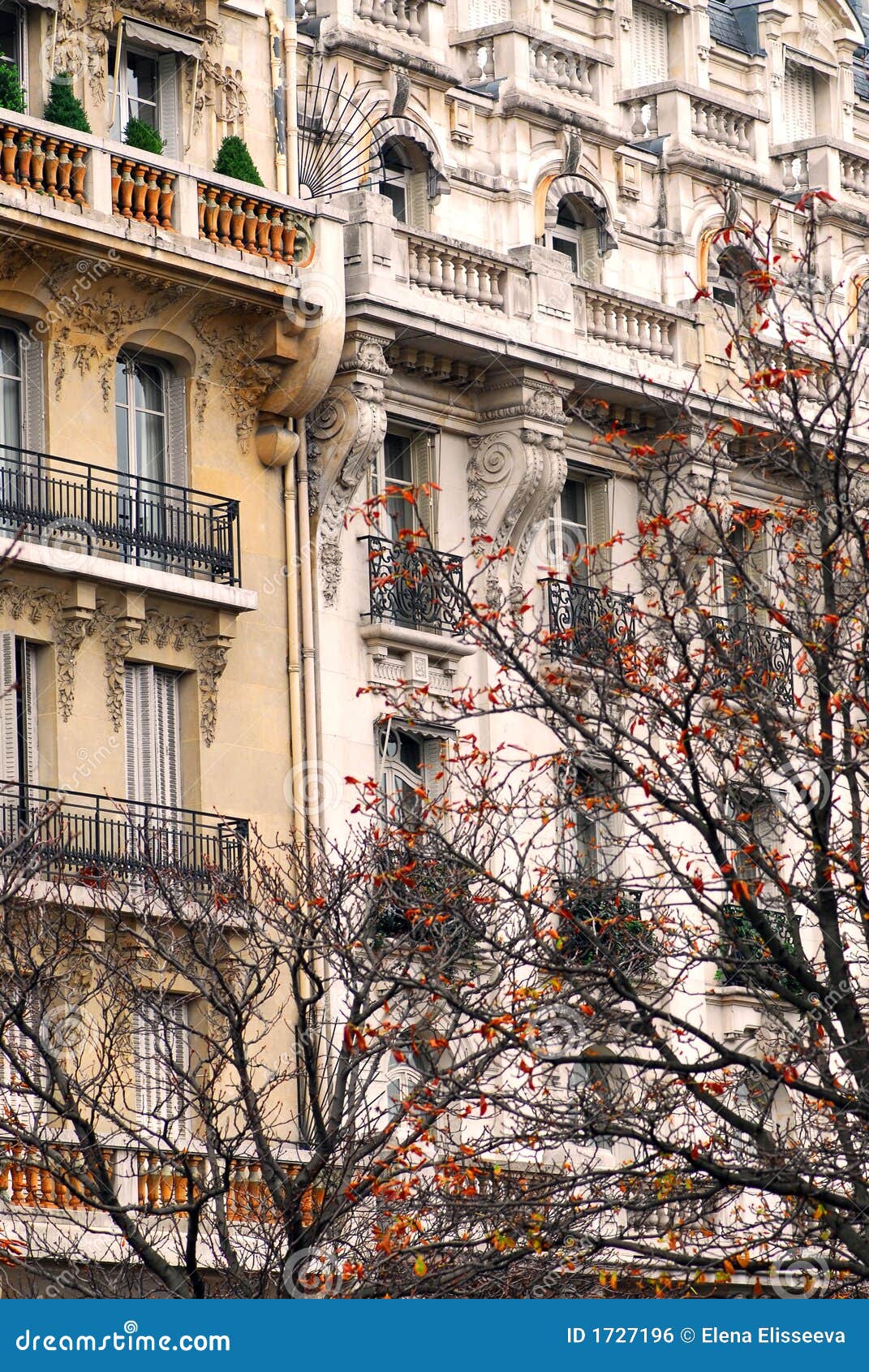 Paris building stock photo. Image of crack, culture, architectural ...