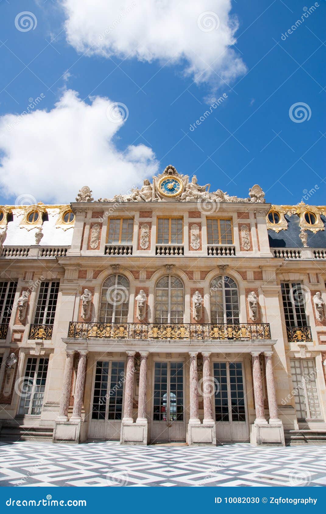 Paris Building Exterior stock photo. Image of capital - 10082030