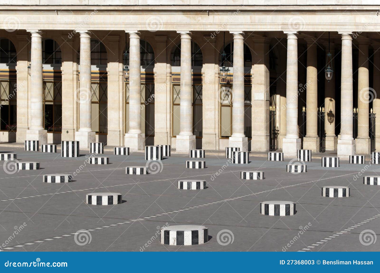 Paris, Column in Courtyard of Palais Royal Stock Image - Image of urban ...