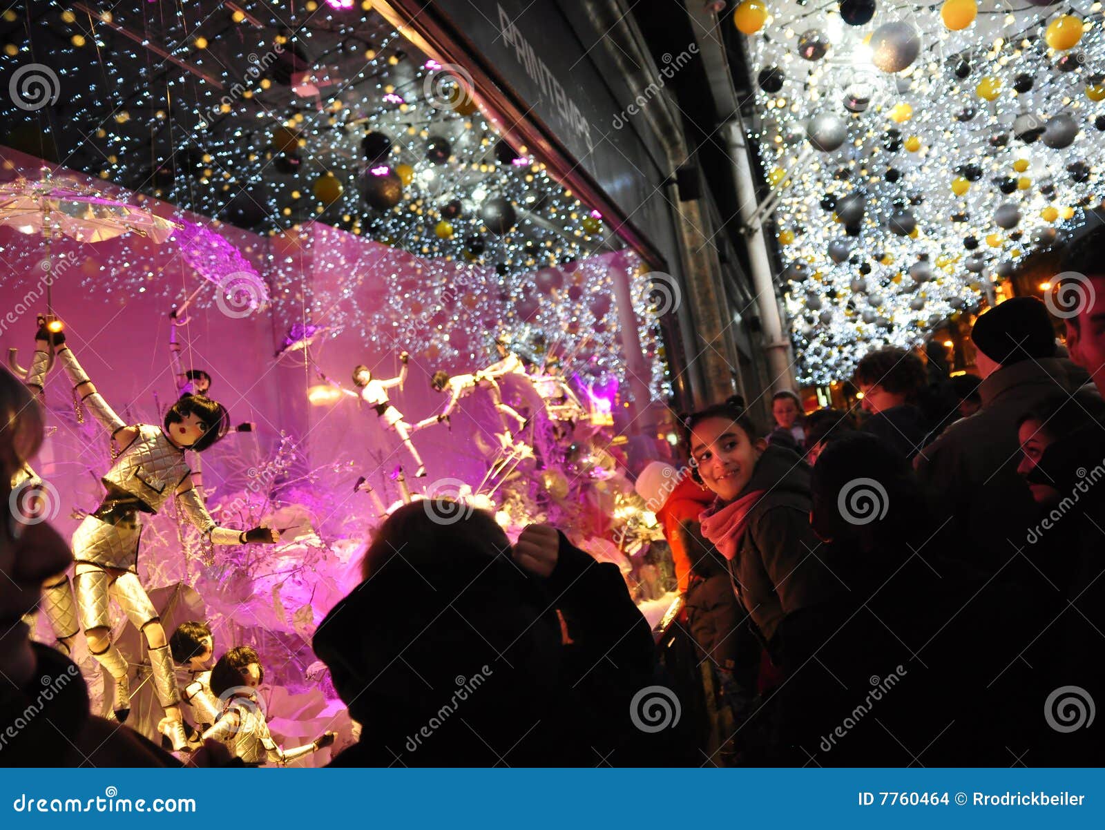 Paris Department Store Window Editorial Stock Image - Image of ...