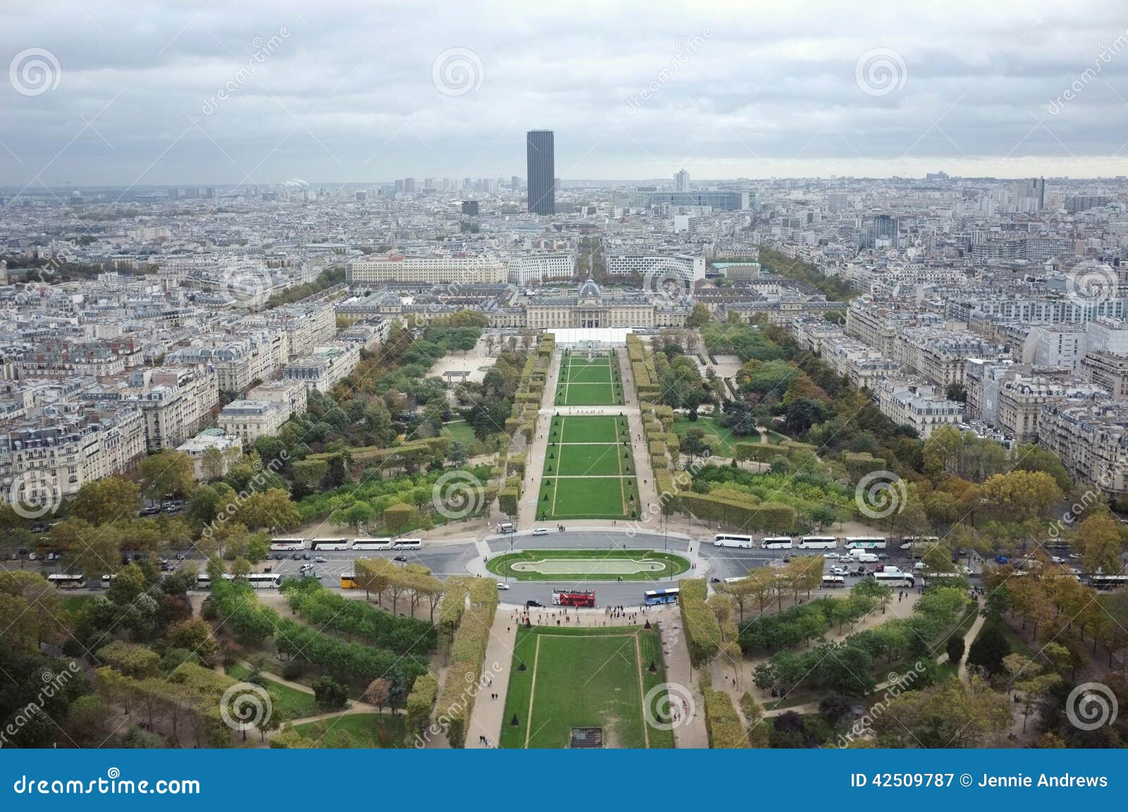 Paris from the Eiffel Tower Stock Image - Image of stone, light: 42509787