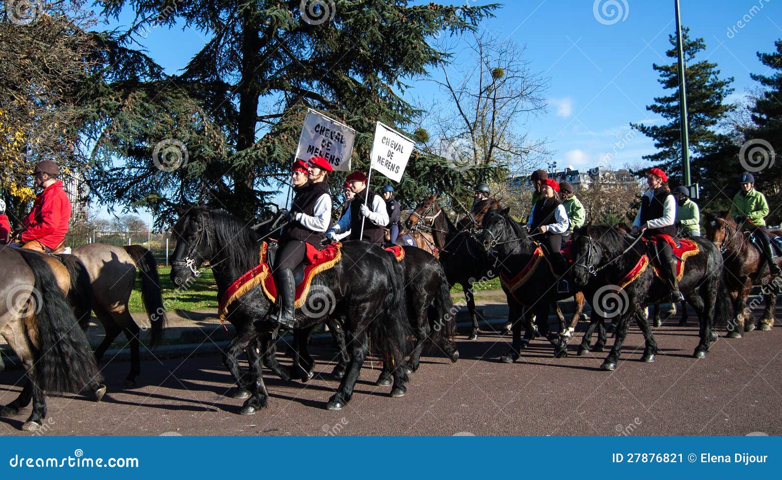 Paris horse parade editorial photo. Image of relay, hand - 27876821