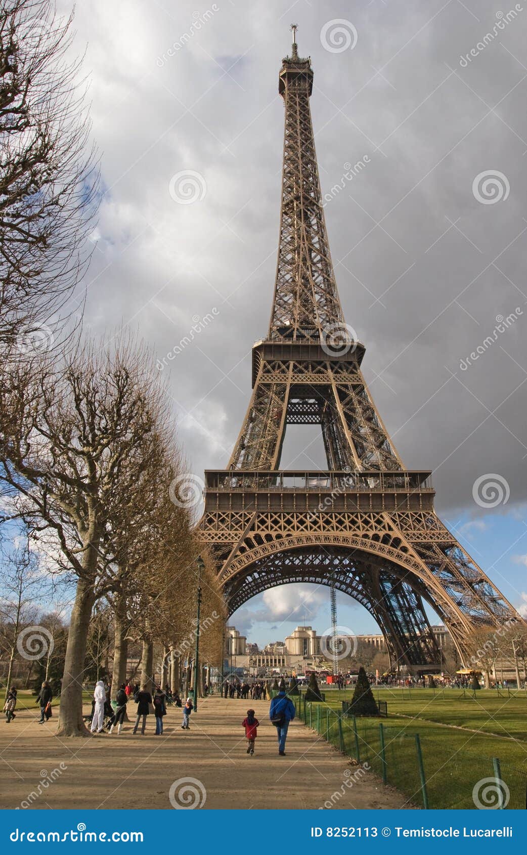 Paris landmarks stock image. Image of vacation, eiffel - 8252113