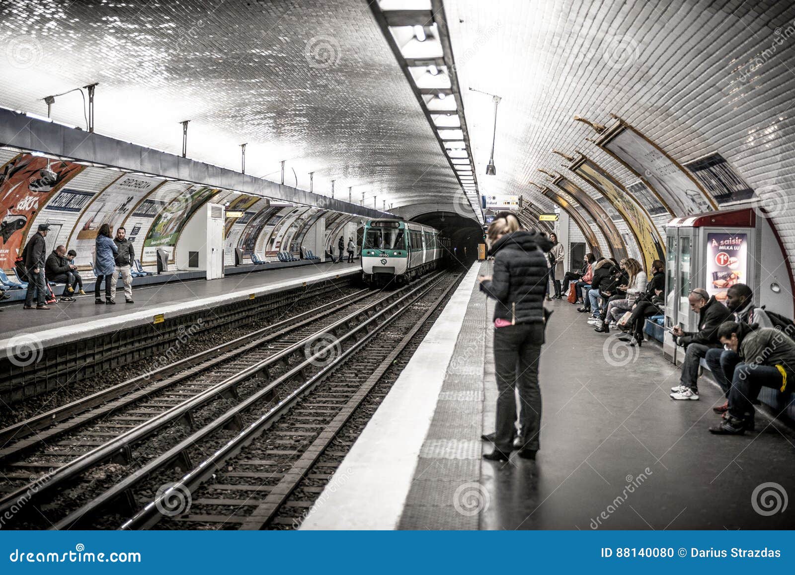 Paris Metro and People Everyday Life Editorial Image - Image of concept ...