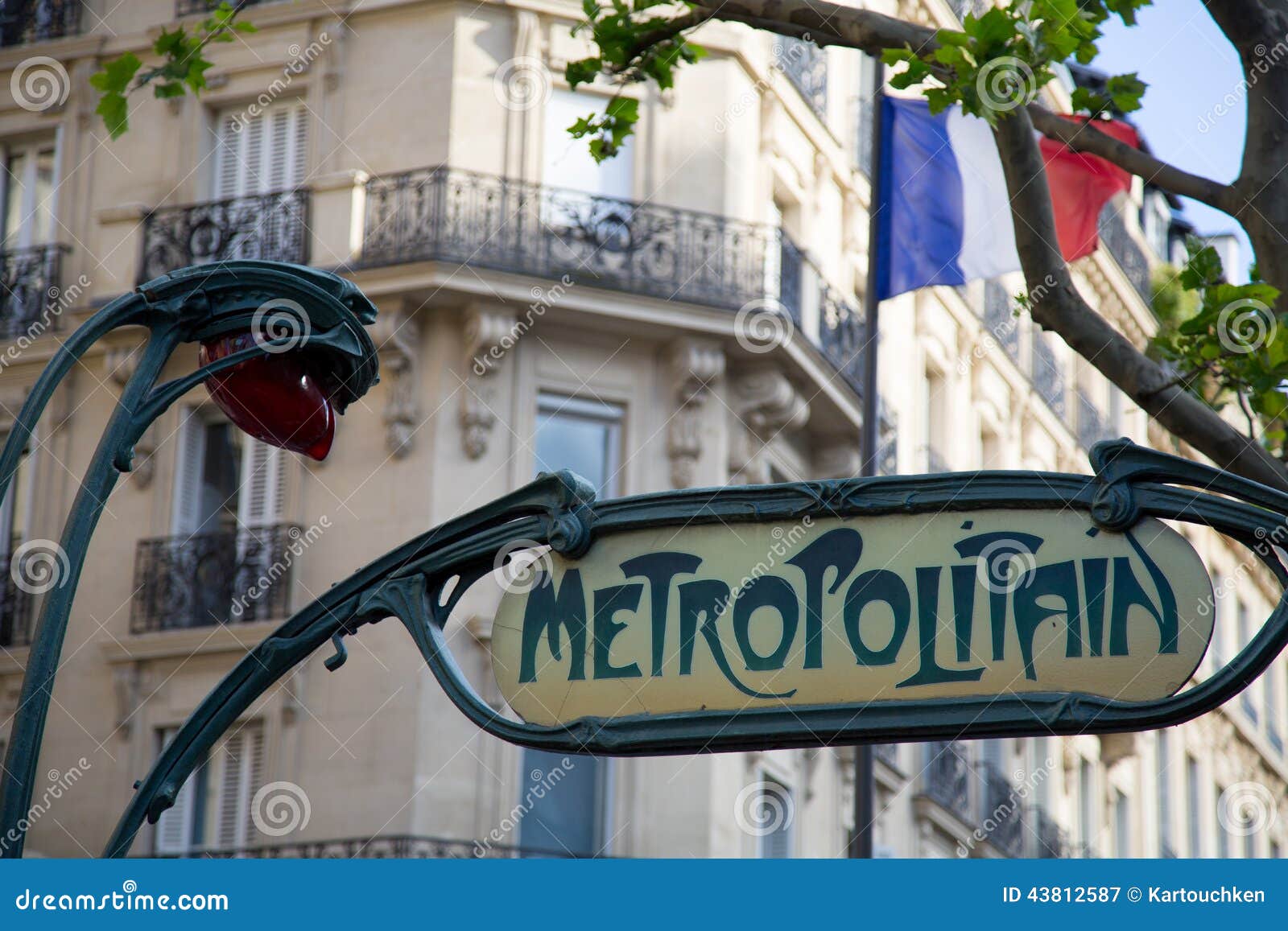 Paris Metro Sign - 01 editorial photography. Image of city - 43812587