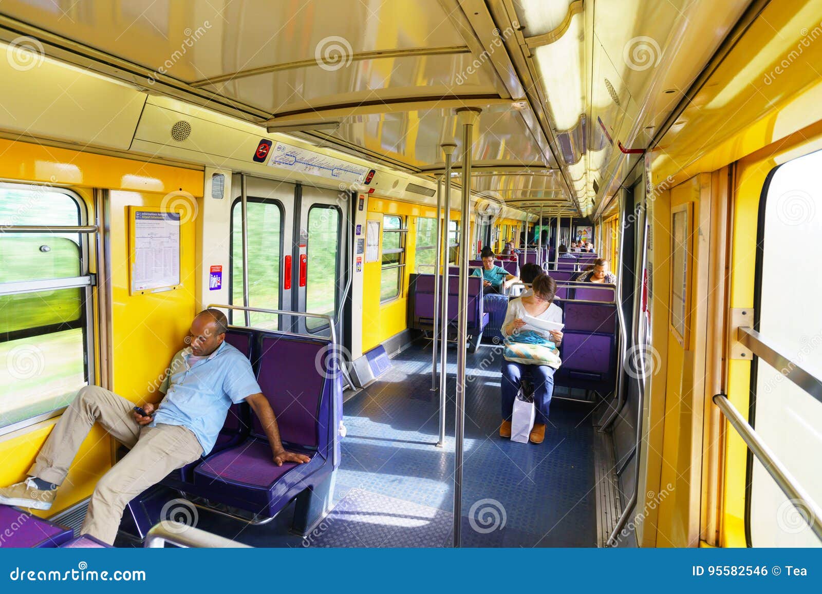 Paris Metropolitain train editorial photo. Image of transportation ...