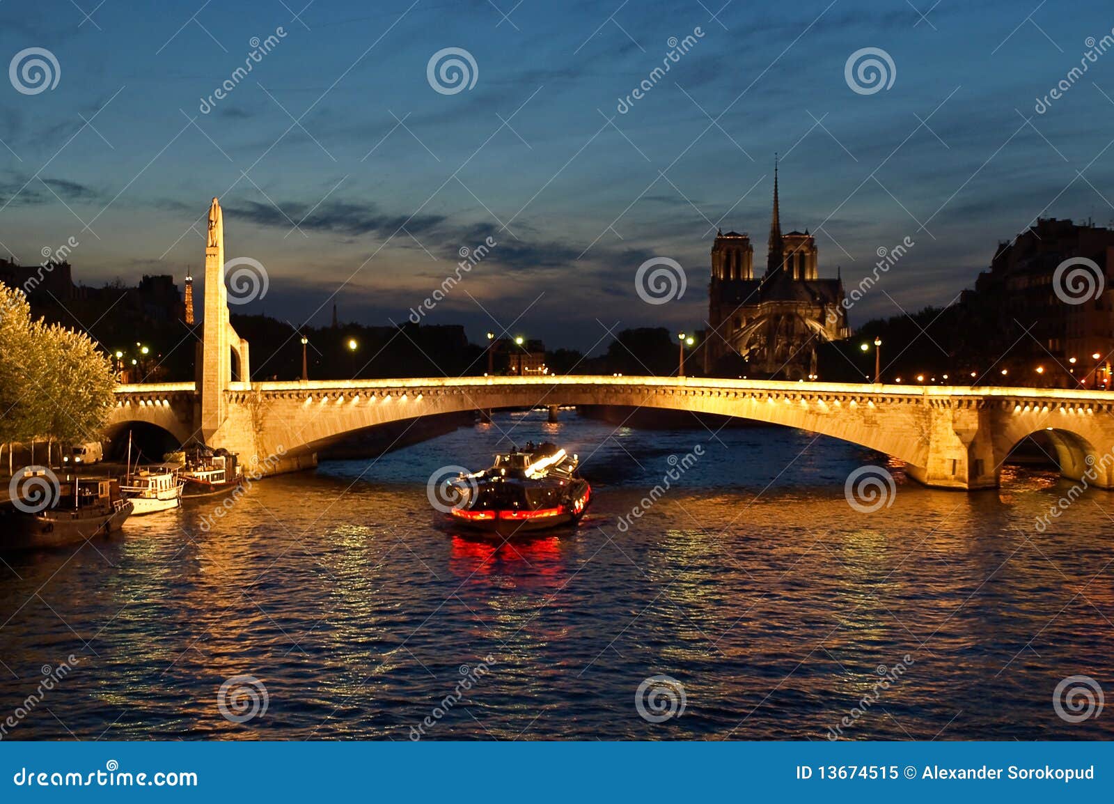 Paris at night stock image. Image of dame, highlighting - 13674515