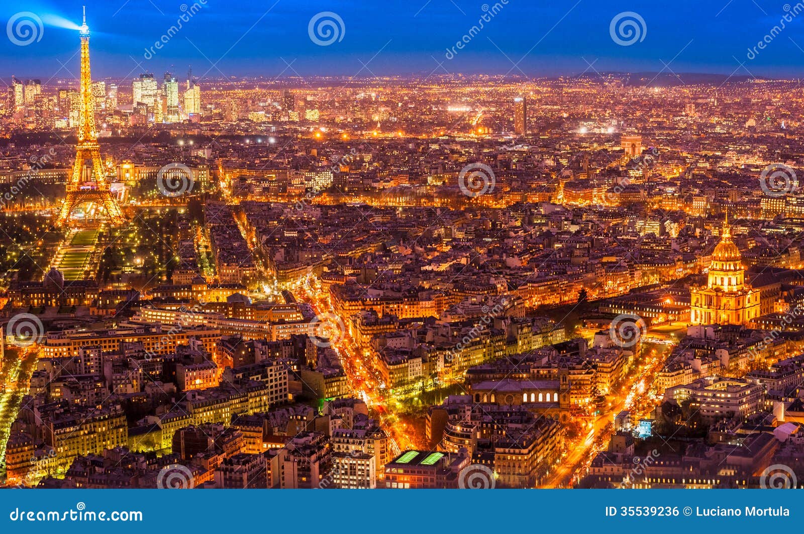 Paris at night. editorial photo. Image of architecture - 35539236