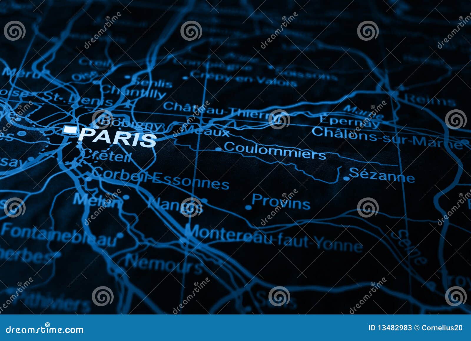 Paris no mapa imagem de stock. Imagem de cidade, mundo - 13482983