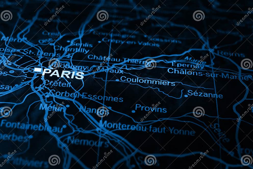 Paris no mapa imagem de stock. Imagem de cidade, mundo - 13482983