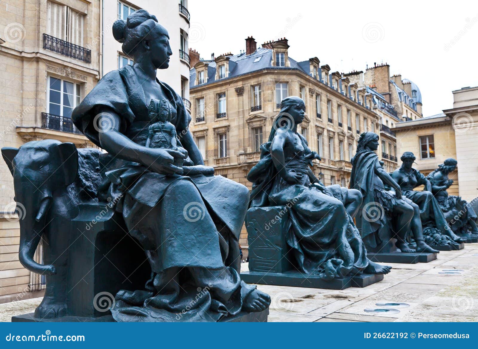 Paris - Orsay Museum editorial photography. Image of city - 26622192