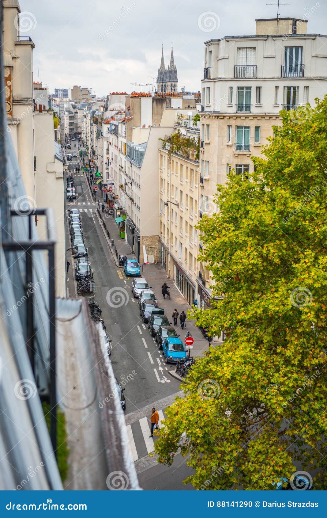 Paris Balcony Stock Images - Download 2,514 Photos