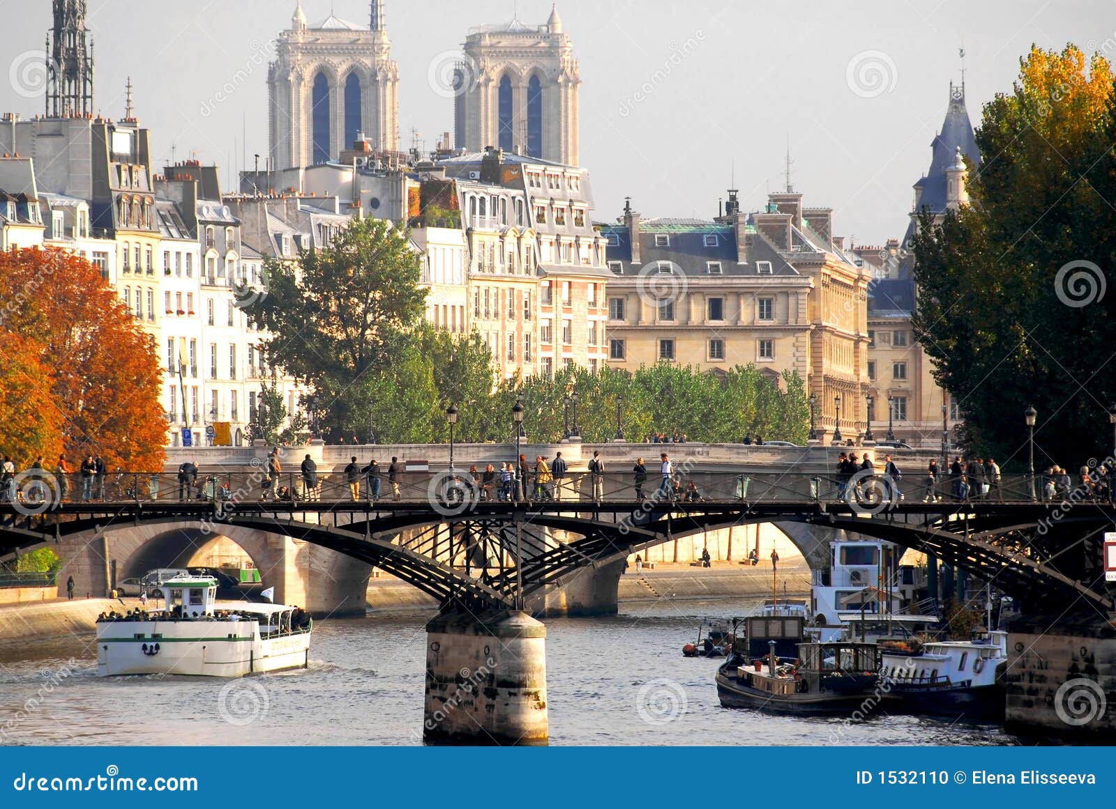 Paris Seine editorial image. Image of history, europe - 1532110