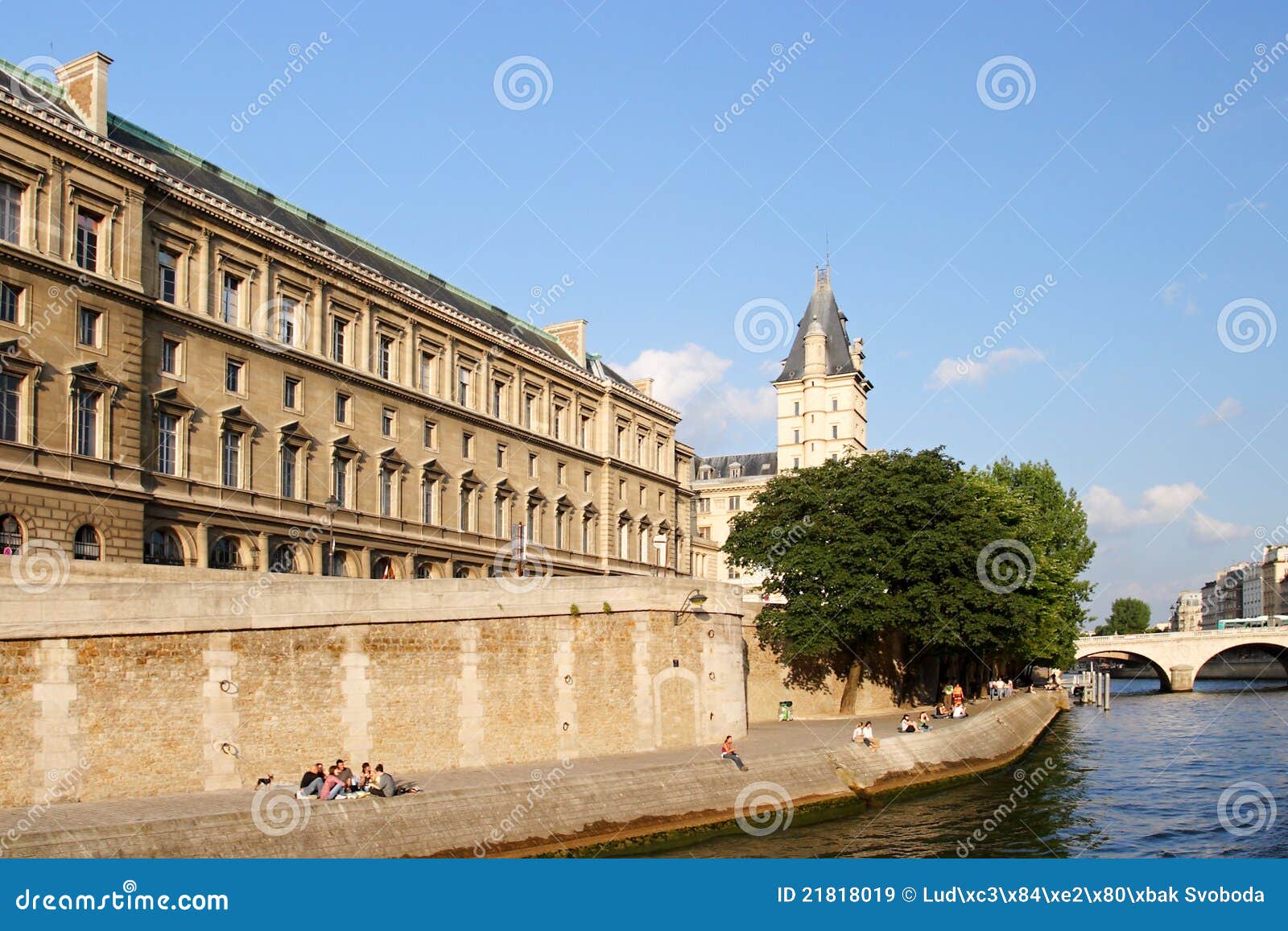 Paris - Seine stock image. Image of cathedral, attraction - 21818019