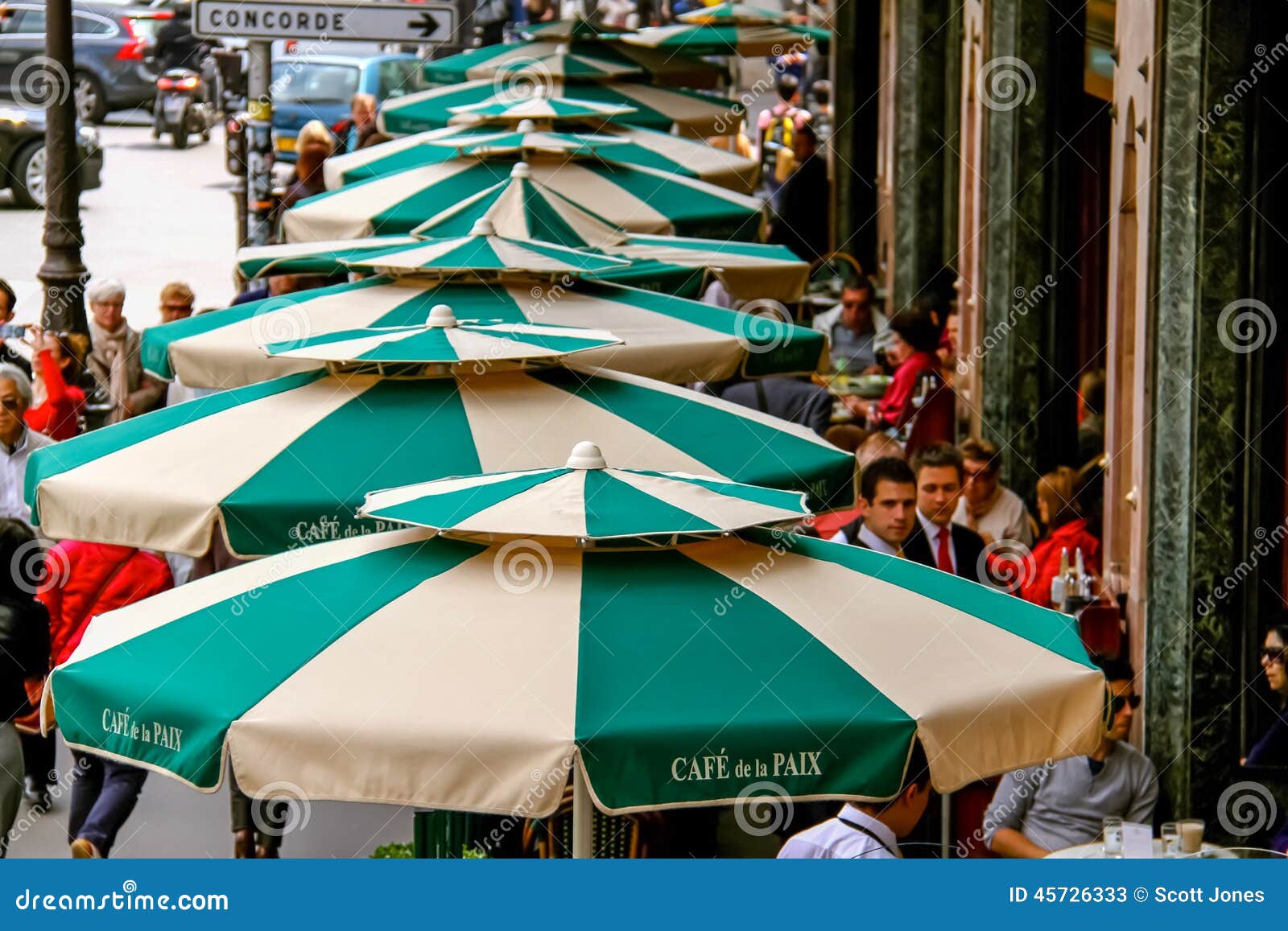 Paris Sidewalk Cafe editorial stock photo. Image of coffee - 45726333