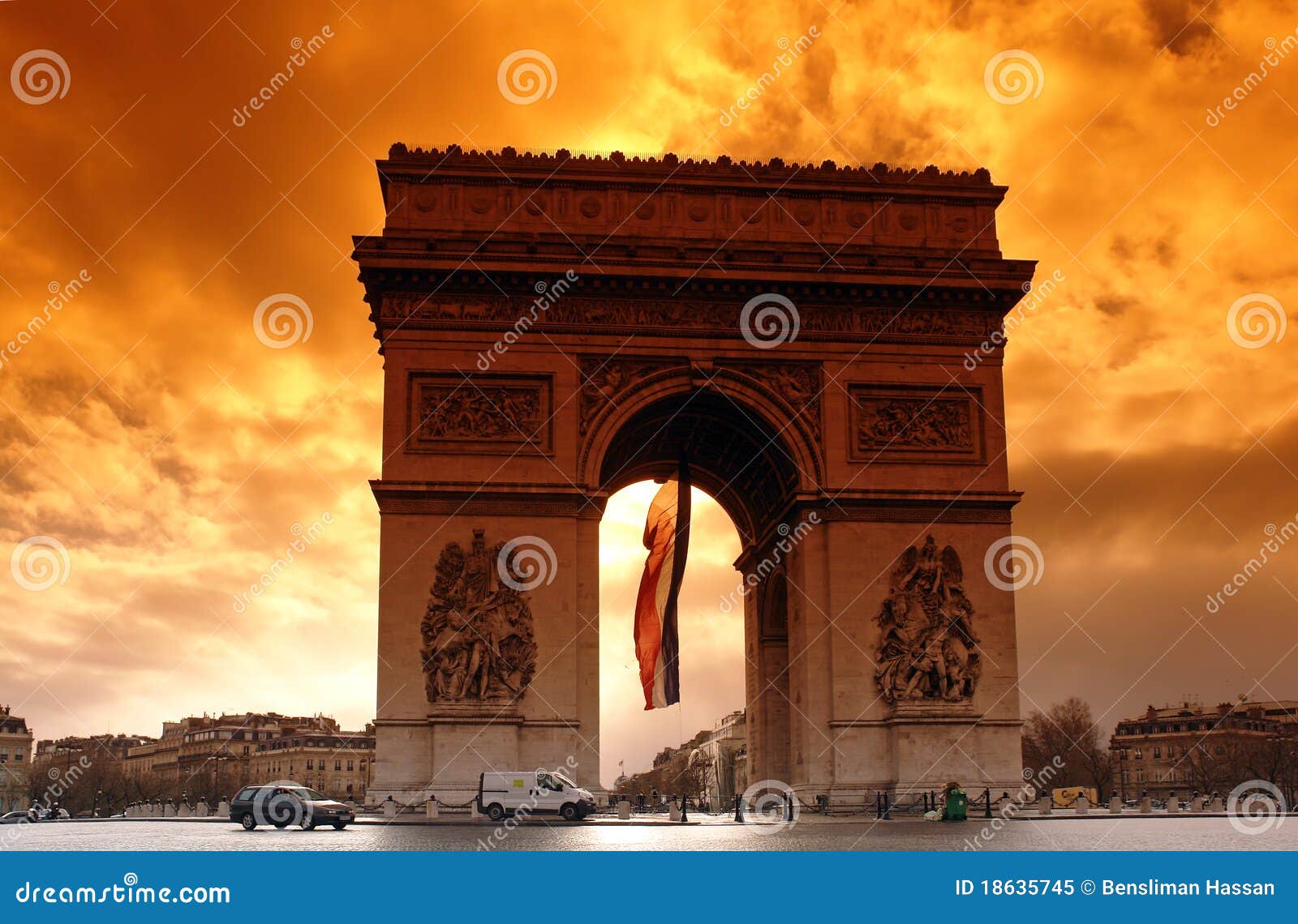 Paris, Sunset at the Arc De Triomphe Stock Image - Image of cloud ...