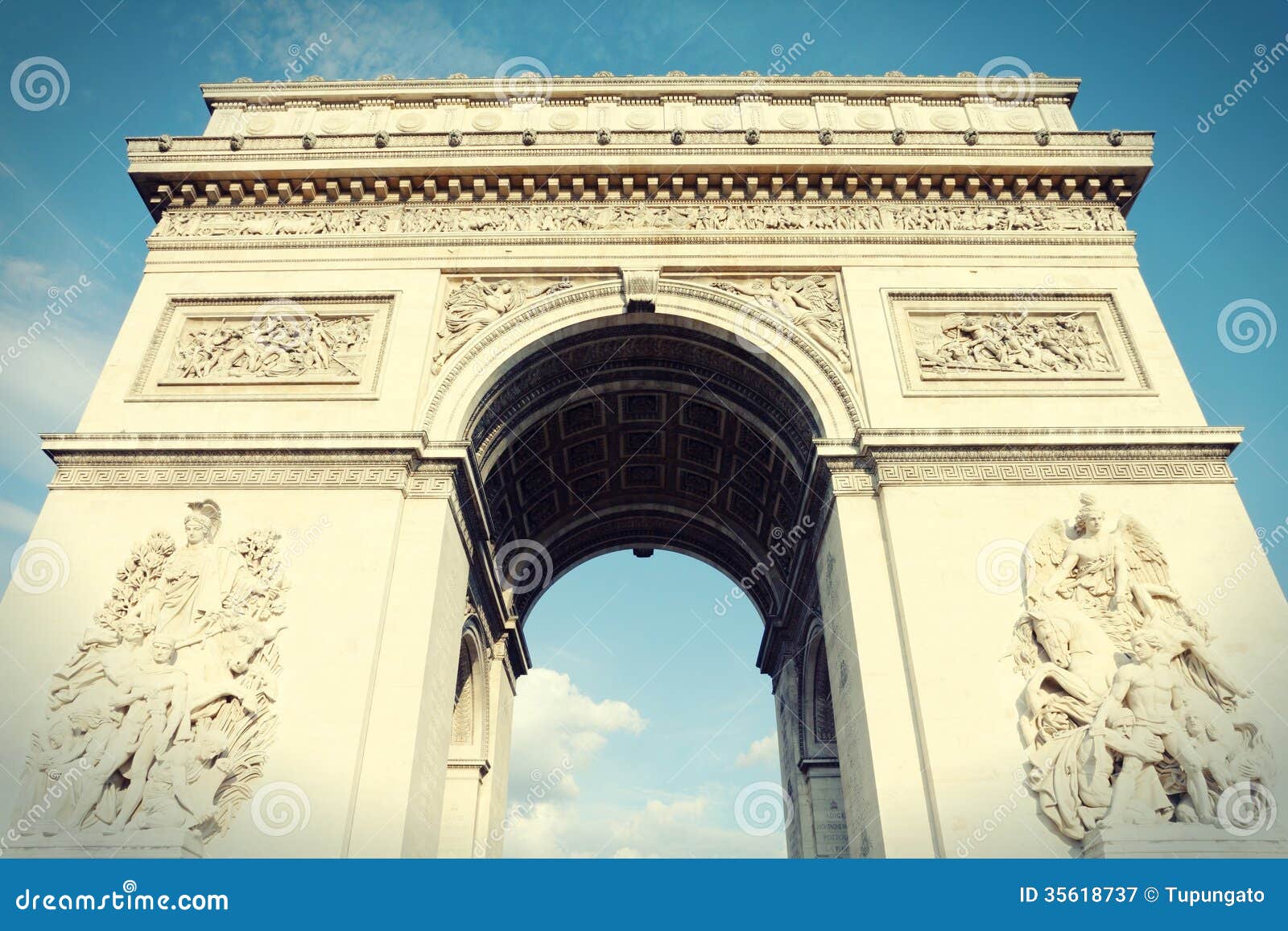 Paris - Triumphbogen stockbild. Bild von architektur - 35618737