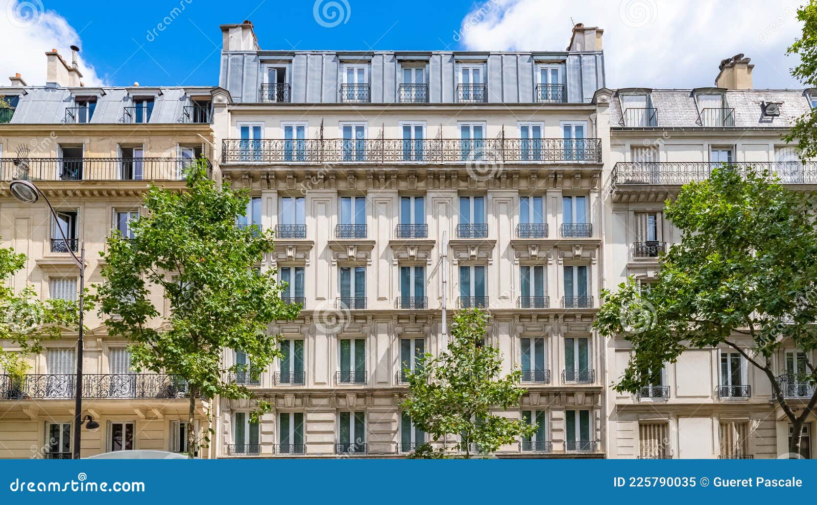 Paris, typical facade stock image. Image of gare, capital - 225790035