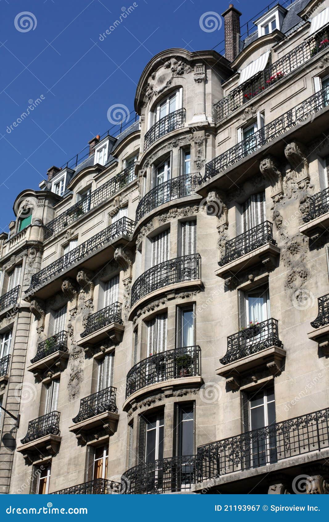 Parisian Apartment Building Stock Image - Image of exterior, ornate ...