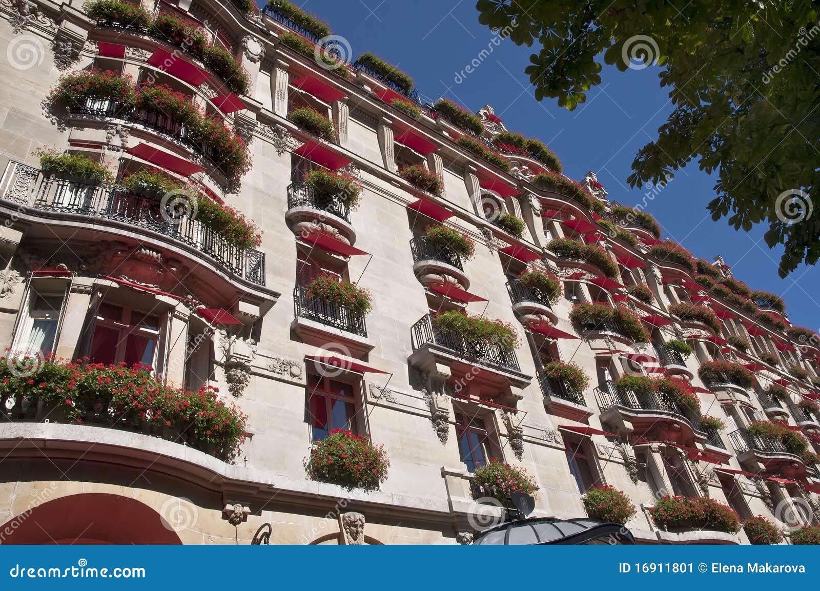Parisian balconies editorial photo. Image of france, travel - 16911801