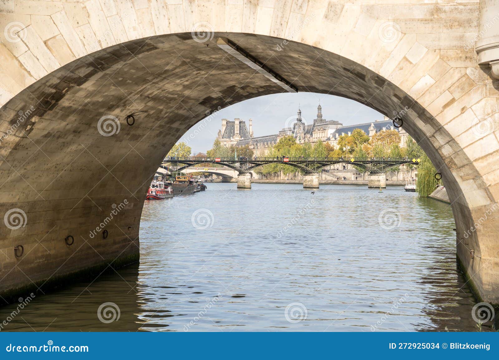 Parisian bridge arch stock photo. Image of capital, embankment - 272925034