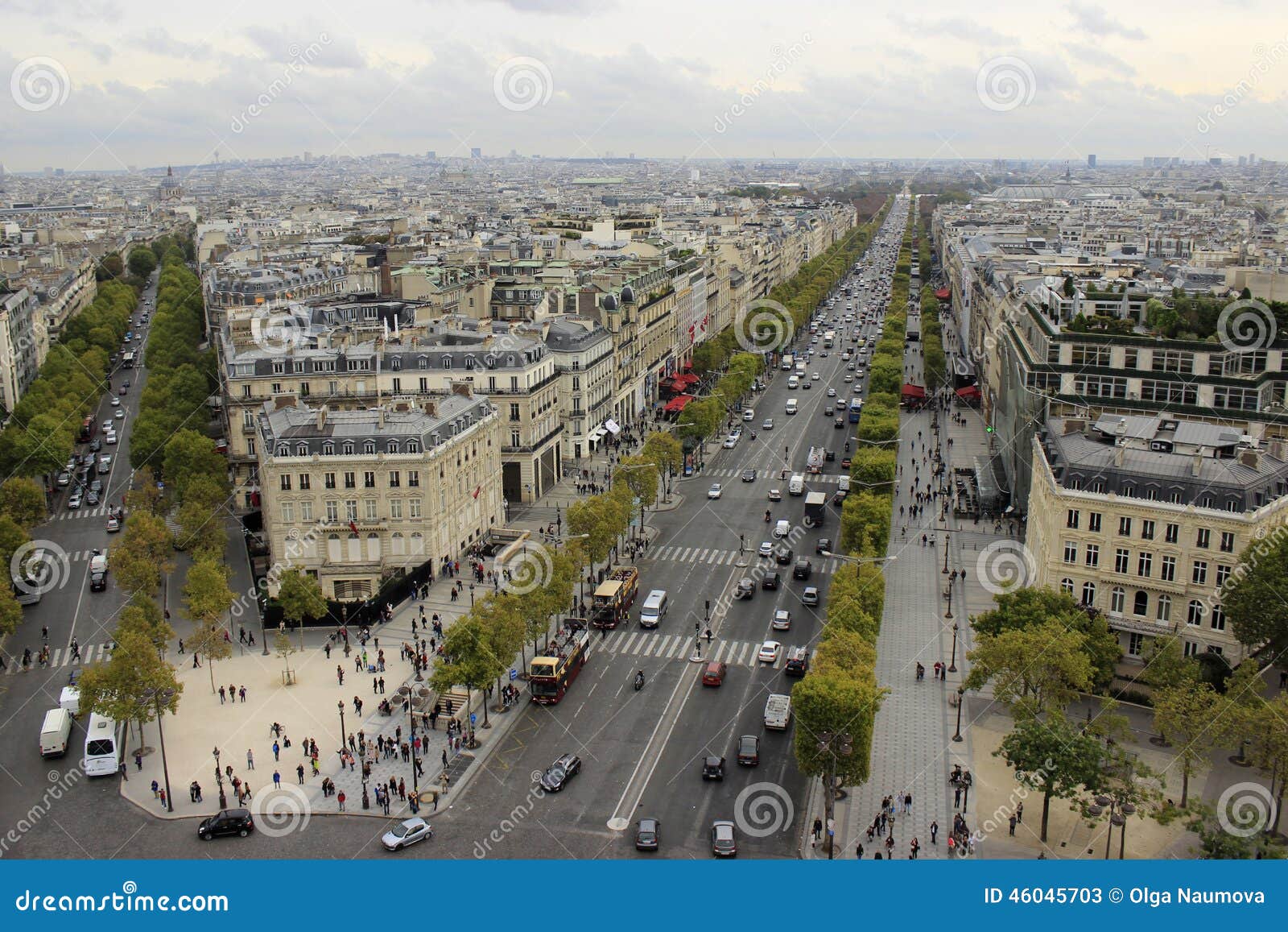 Parisian streets editorial stock photo. Image of triumphal - 46045703