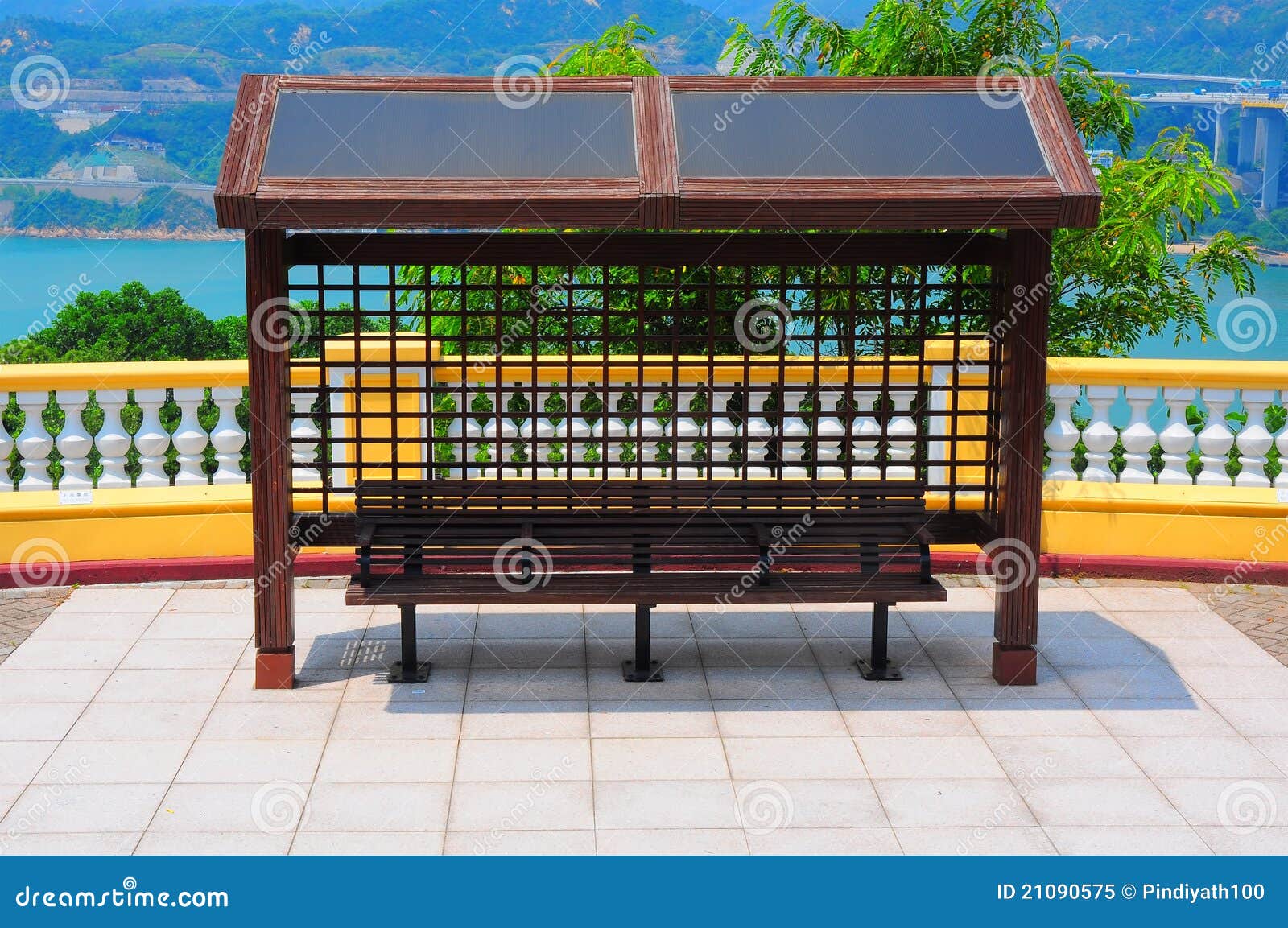 Park bench resting area stock image. Image of relaxing - 21090575