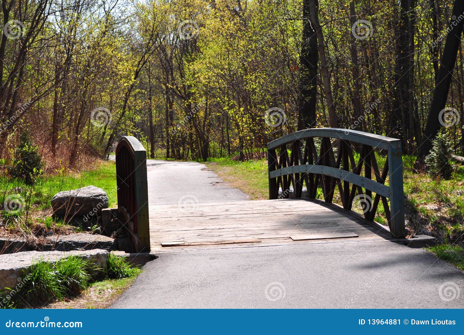 Park Bridge, Spring Landscape Stock Image - Image of pathway, nature ...