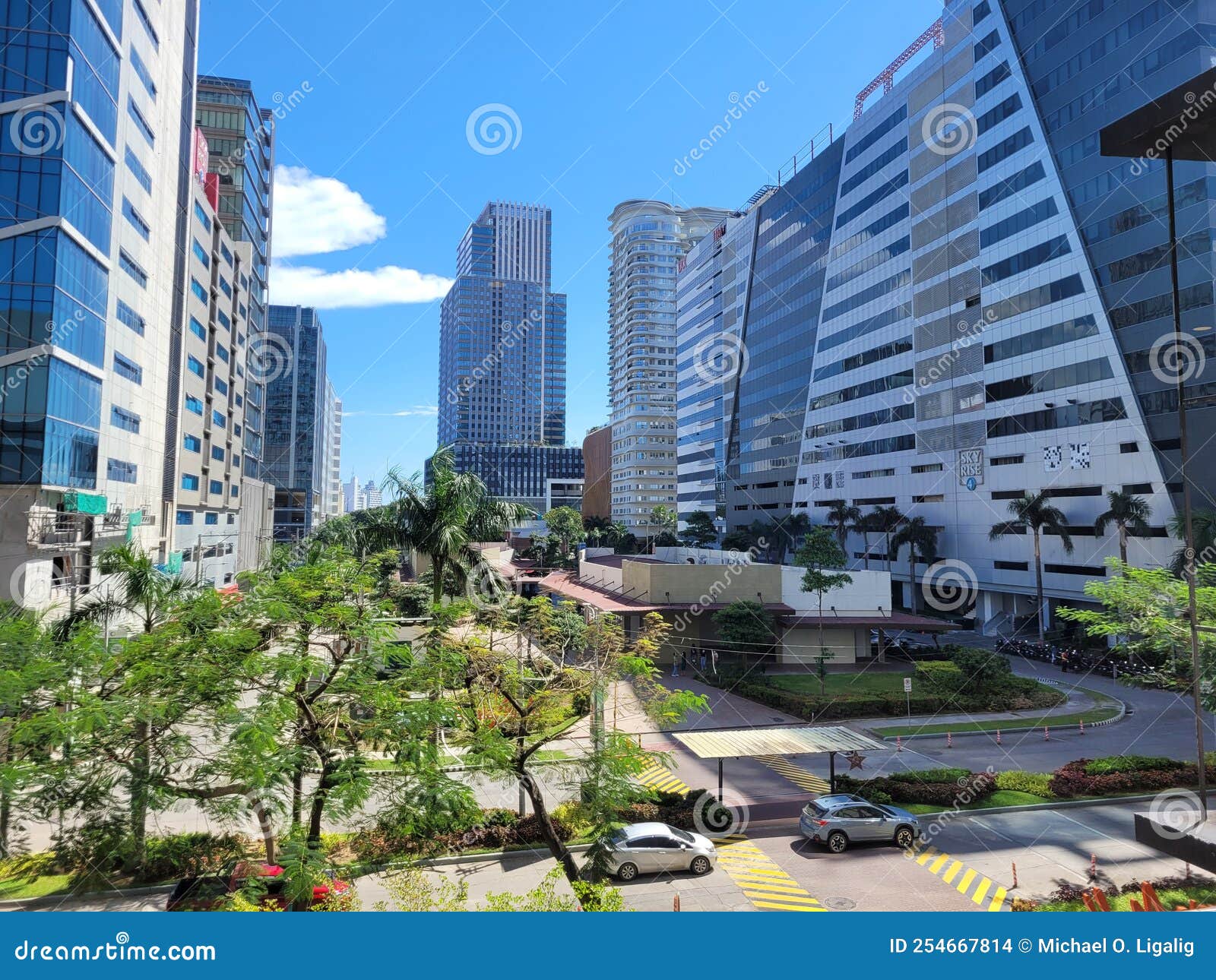 It Park Buildings in Cebu City, Philippines Stock Photo - Image of ...